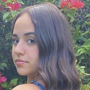 xoxarii - Age, Bio, Family | Famous Birthdays