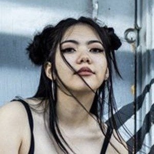 Yu.lli - Age, Family, Bio | Famous Birthdays