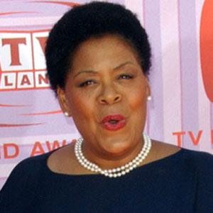 Yvette Freeman - Bio, Family, Trivia | Famous Birthdays