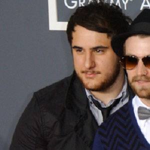 Zac Farro - Bio, Family, Trivia | Famous Birthdays