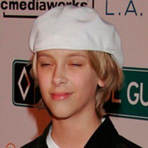 Zack Shada - Bio, Family, Trivia | Famous Birthdays