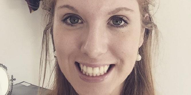 Awesome Alanna - Age, Family, Bio | Famous Birthdays