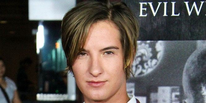 Andrew James Allen - Age, Family, Bio | Famous Birthdays