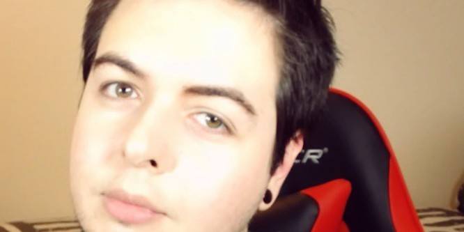 Andrew Arcade - Age, Family, Bio | Famous Birthdays