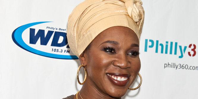 India Arie - Age, Bio, Family | Famous Birthdays