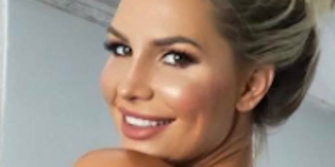Rosanna Arkle - Age, Bio, Family | Famous Birthdays