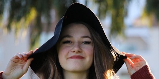 Ashley Marie ASMR - Age, Family, Bio | Famous Birthdays