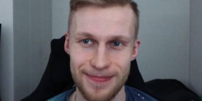 Roni Back - Age, Family, Bio | Famous Birthdays