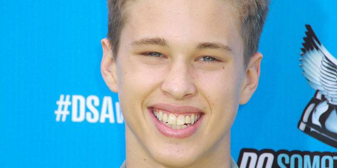 Ryan Beatty - Age, Family, Bio | Famous Birthdays