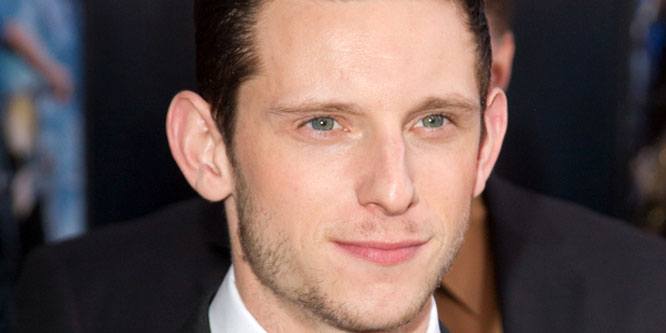 Jamie Bell - Age, Bio, Family | Famous Birthdays