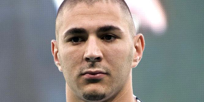 Karim Benzema - Edad, Familia, Biografía | Famous Birthdays