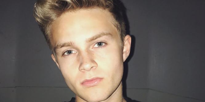Simon Britton - Age, Bio, Family | Famous Birthdays
