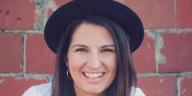 Sheena Brook - Age, Bio, Family | Famous Birthdays