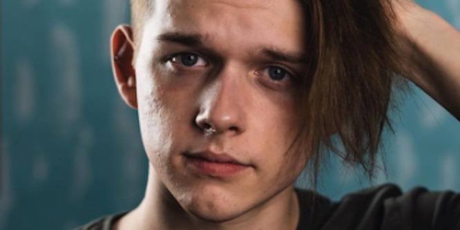 Bobby Burns - Age, Bio, Family | Famous Birthdays