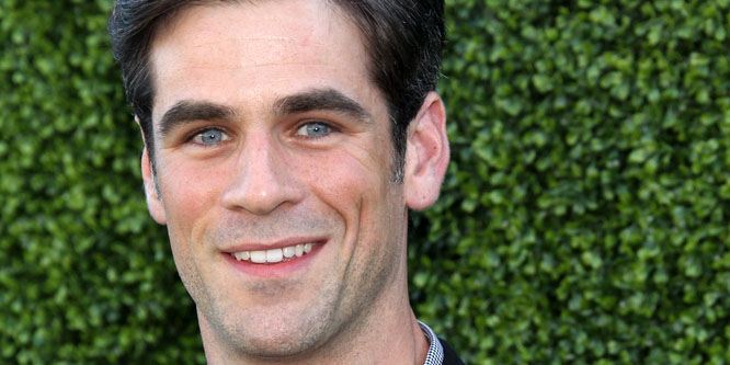 Eddie Cahill Remember Jennifer Aniston's Boyfriend Tag On Friends?