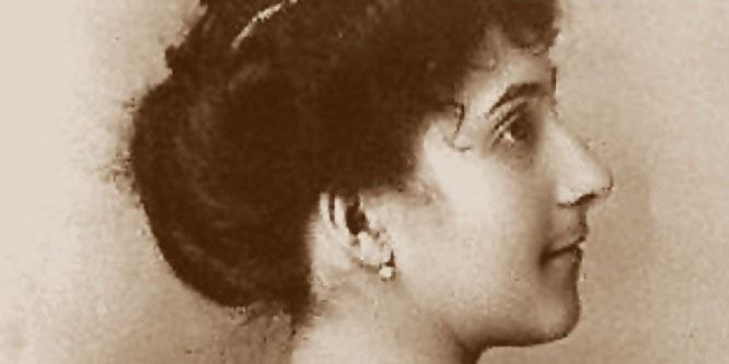 Jeanne Calment - Trivia, Family, Bio | Famous Birthdays