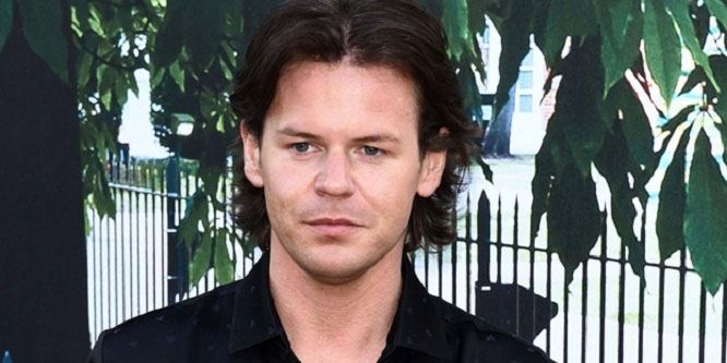 Christopher Kane - Age, Family, Bio | Famous Birthdays