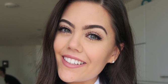 Emily Canham - Age, Bio, Family | Famous Birthdays