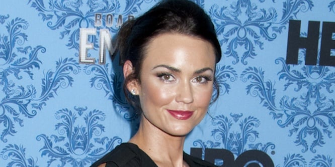 Kelly Carlson - Age, Family, Bio | Famous Birthdays