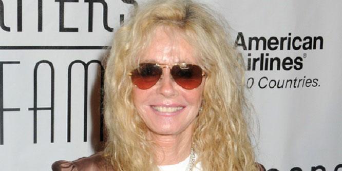 Kim Carnes Âge, famille, biographie | Famous Birthdays