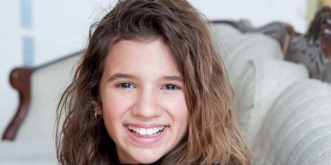 Izzee - Age, Bio, Family | Famous Birthdays