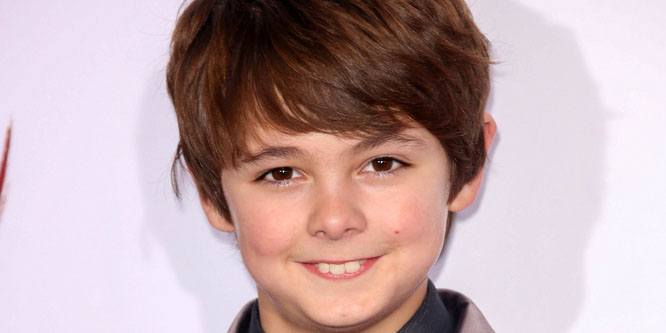 Max Charles Et Andrew Garfield Max Charles Movies & TV Shows List