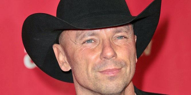Kenny Chesney - Age, Bio, Family | Famous Birthdays