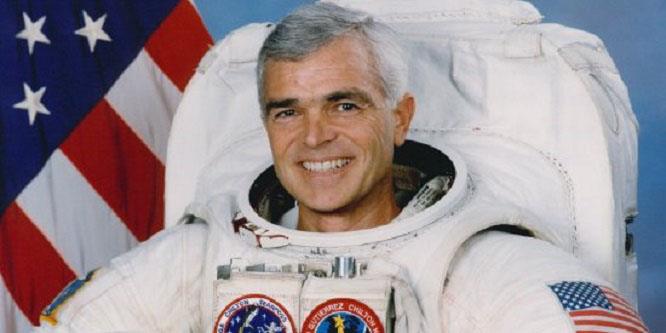 Michael R. Clifford - Bio, Family | Famous Birthdays