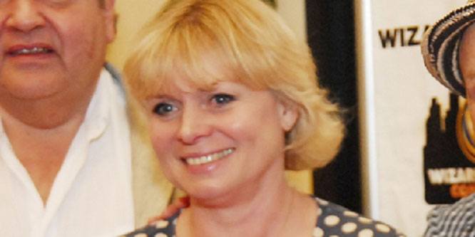 Julie Dawn Cole - Age, Bio, Family | Famous Birthdays