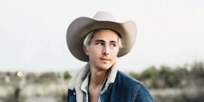 Logan Cole - Age, Bio, Family | Famous Birthdays