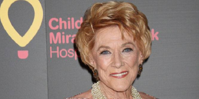 Jeanne Cooper - Bio, Family | Famous Birthdays