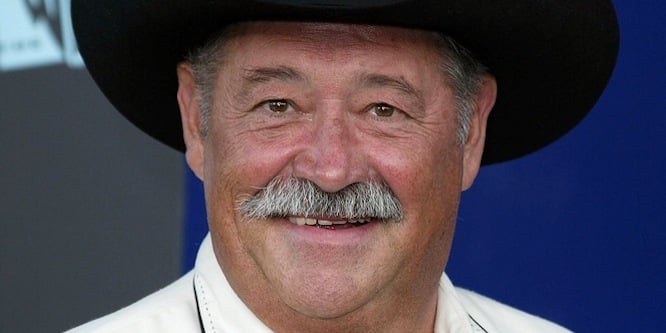 Barry Corbin Biography