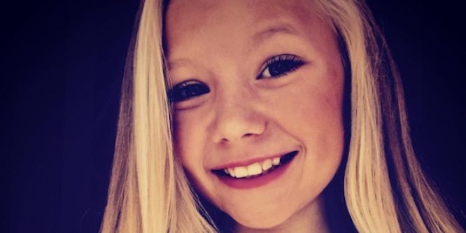 Brooklyn Davis - Age, Bio, Family | Famous Birthdays