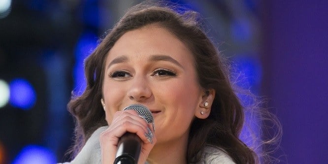 Daya - Age, Bio, Family | Famous Birthdays