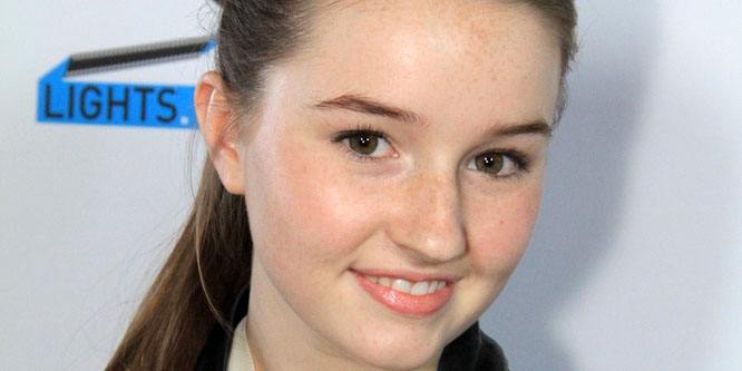 Kaitlyn Dever - Age, Family, Bio | Famous Birthdays