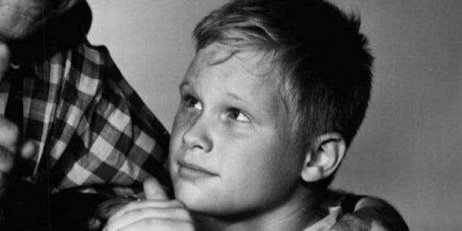 Brandon Dewilde - Trivia, Family, Bio | Famous Birthdays