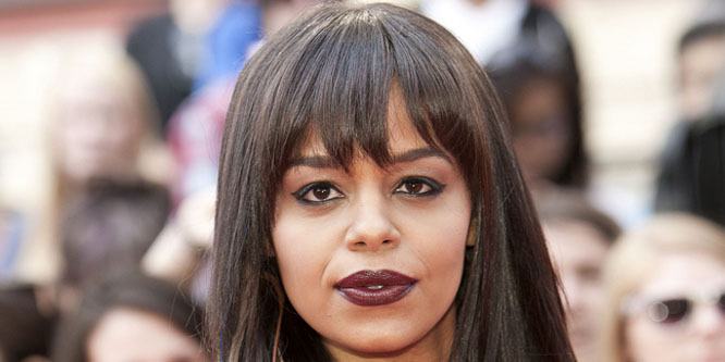 Fefe Dobson - Age, Family, Bio | Famous Birthdays