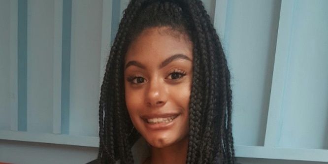 Jorja Douglas - Age, Bio, Family | Famous Birthdays