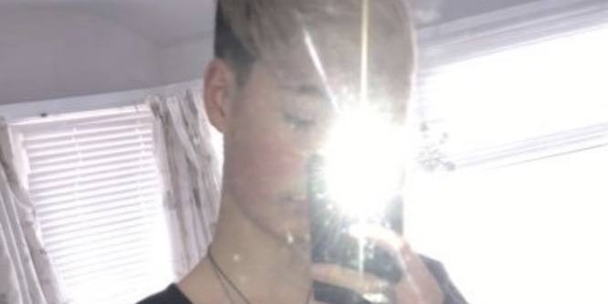 Durv - Age, Bio, Family | Famous Birthdays