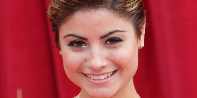 Sapphire Elia - Age, Bio, Family | Famous Birthdays