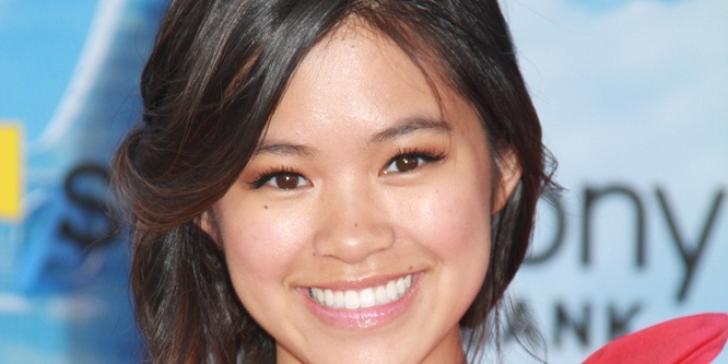 Tiffany Espensen - Age, Bio, Family | Famous Birthdays