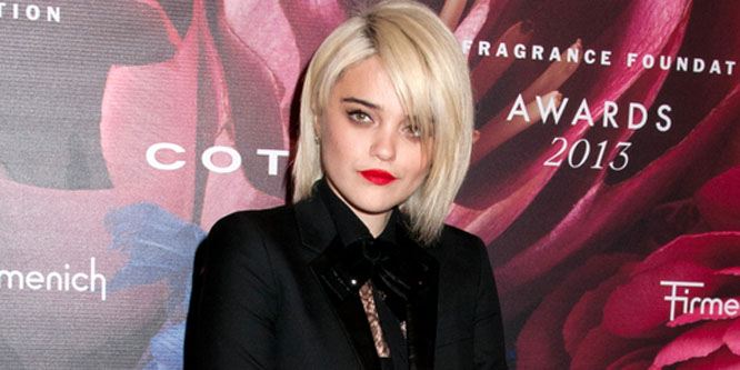 Sky Ferreira - Idade, Vida Pessoal, Biografia | Famous Birthdays