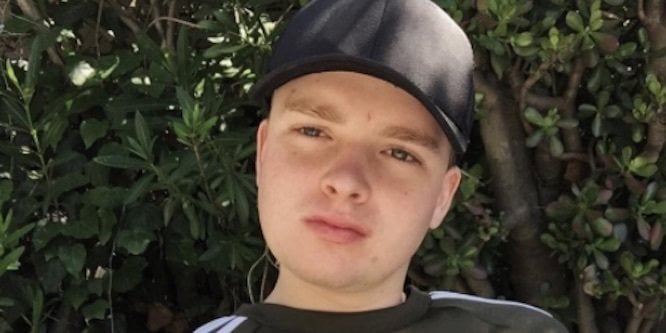 Cameron Field - Age, Family, Bio | Famous Birthdays