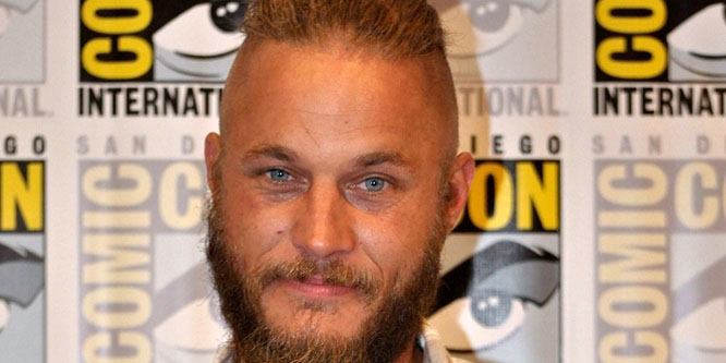 Travis Fimmel Âge, famille, biographie | Famous Birthdays
