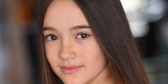 Fiona Frills - Age, Bio, Family | Famous Birthdays