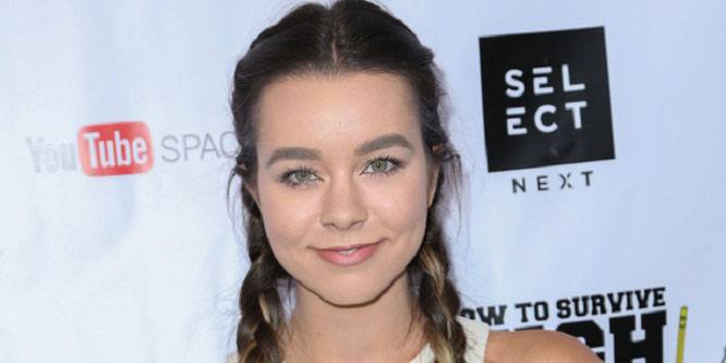 Sierra Furtado - Age, Bio, Family | Famous Birthdays