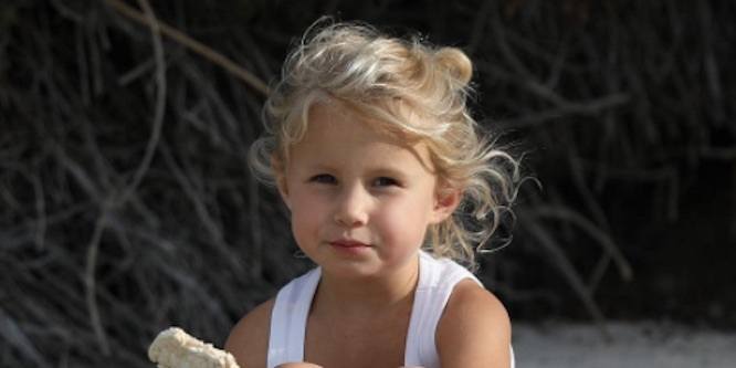 Dorothy Gee - Age, Bio, Family | Famous Birthdays