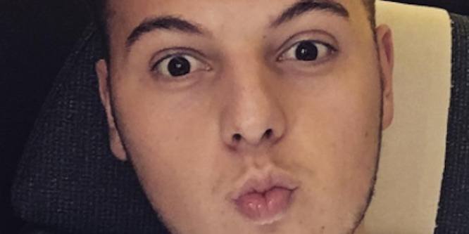 Elliot Giles - Age, Bio, Family | Famous Birthdays