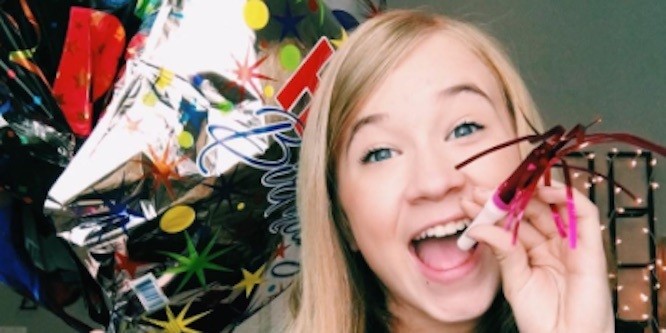 Sophie Graham Age & Bio | Famous Birthdays