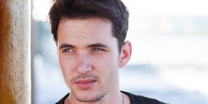 Corey Gray - Age, Family, Bio | Famous Birthdays